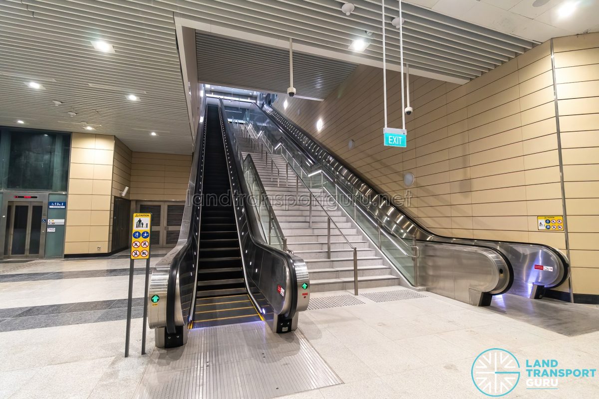 Great World MRT Station – Escalators and Lift to Exit 4 | Land Transport Guru