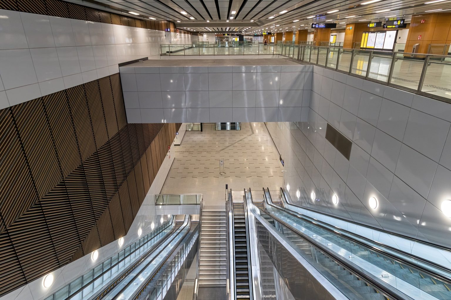 Marina Bay MRT Station | Land Transport Guru