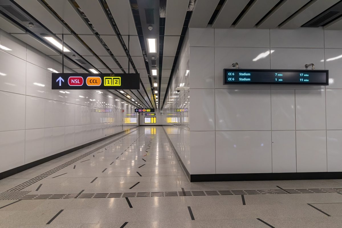 Marina Bay MRT Station – TEL-CCL Unpaid Link | Land Transport Guru