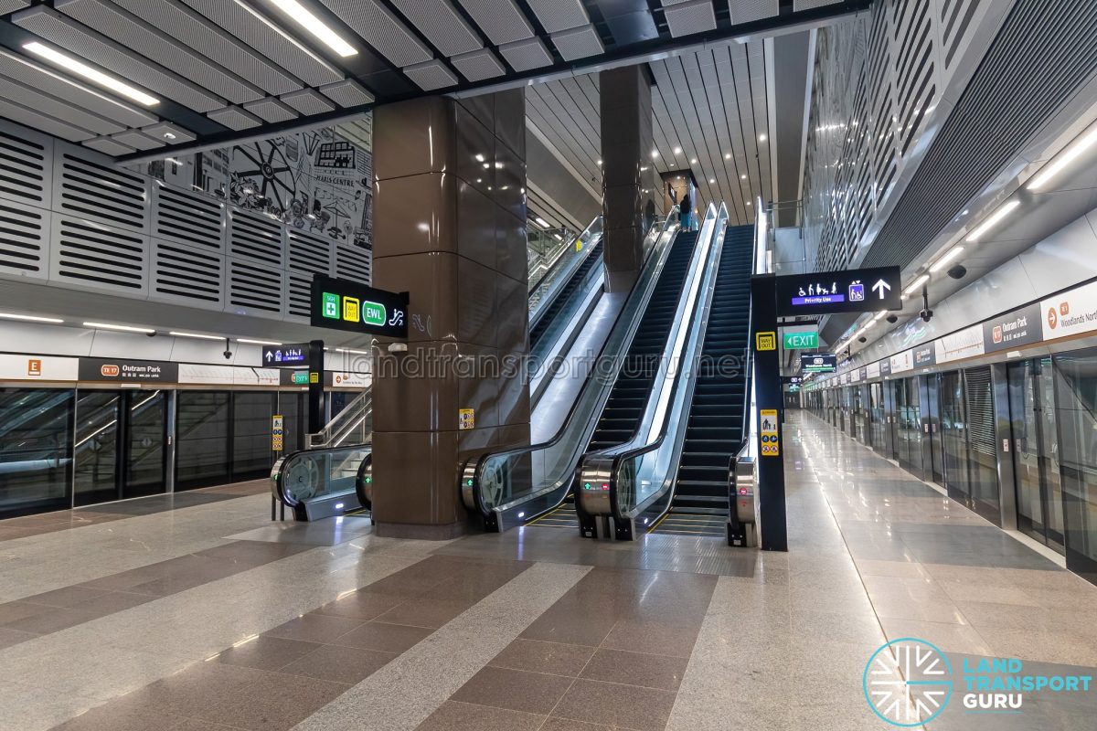 Outram Park MRT Station – TEL Platform Escalators to Ticket Concourse ...