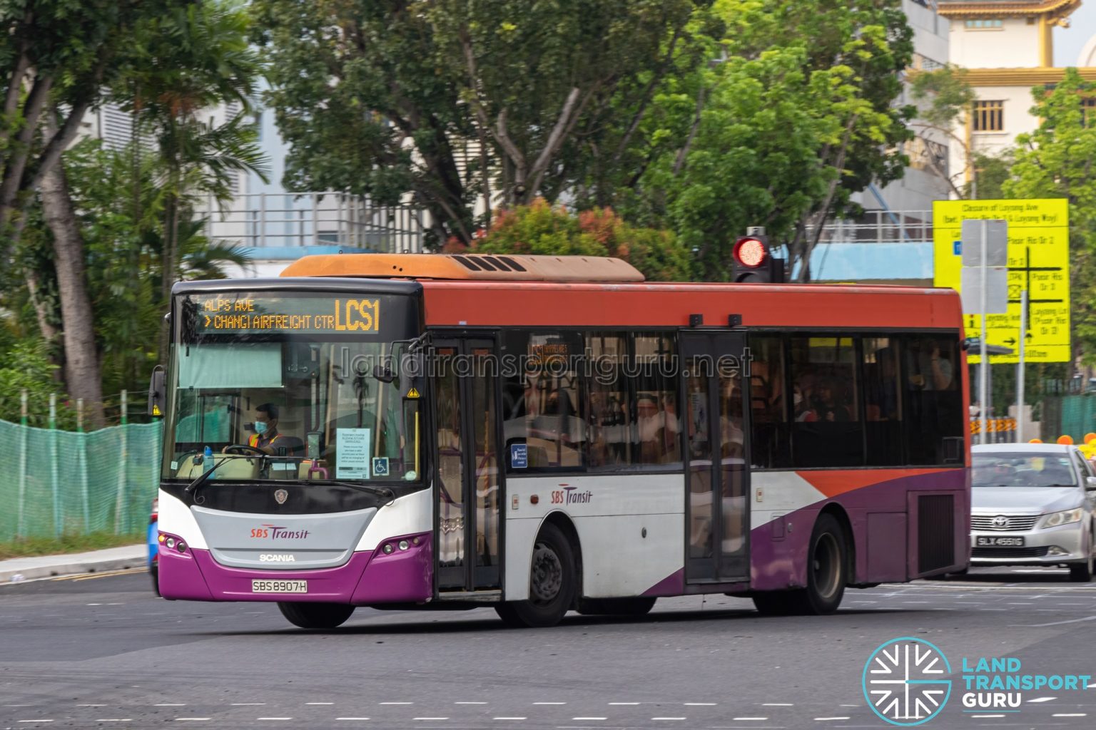 SBS Transit Peak Period Shuttle Bus Service LCS1 | Land Transport Guru