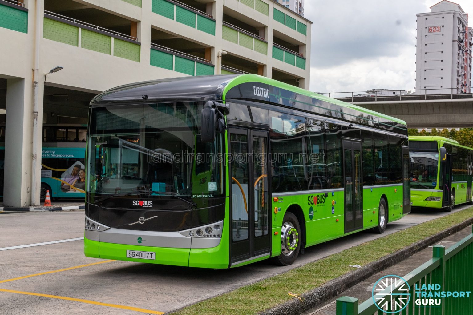 Volvo BZL–SC Neustar City (SG4007T) – Kerbside at Bukit Batok ...