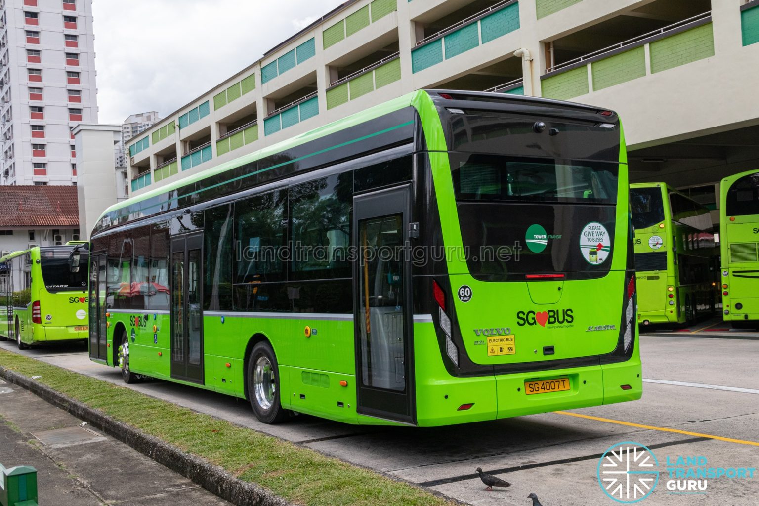 Volvo BZL–SC Neustar City (SG4007T) – Kerbside at Bukit Batok ...