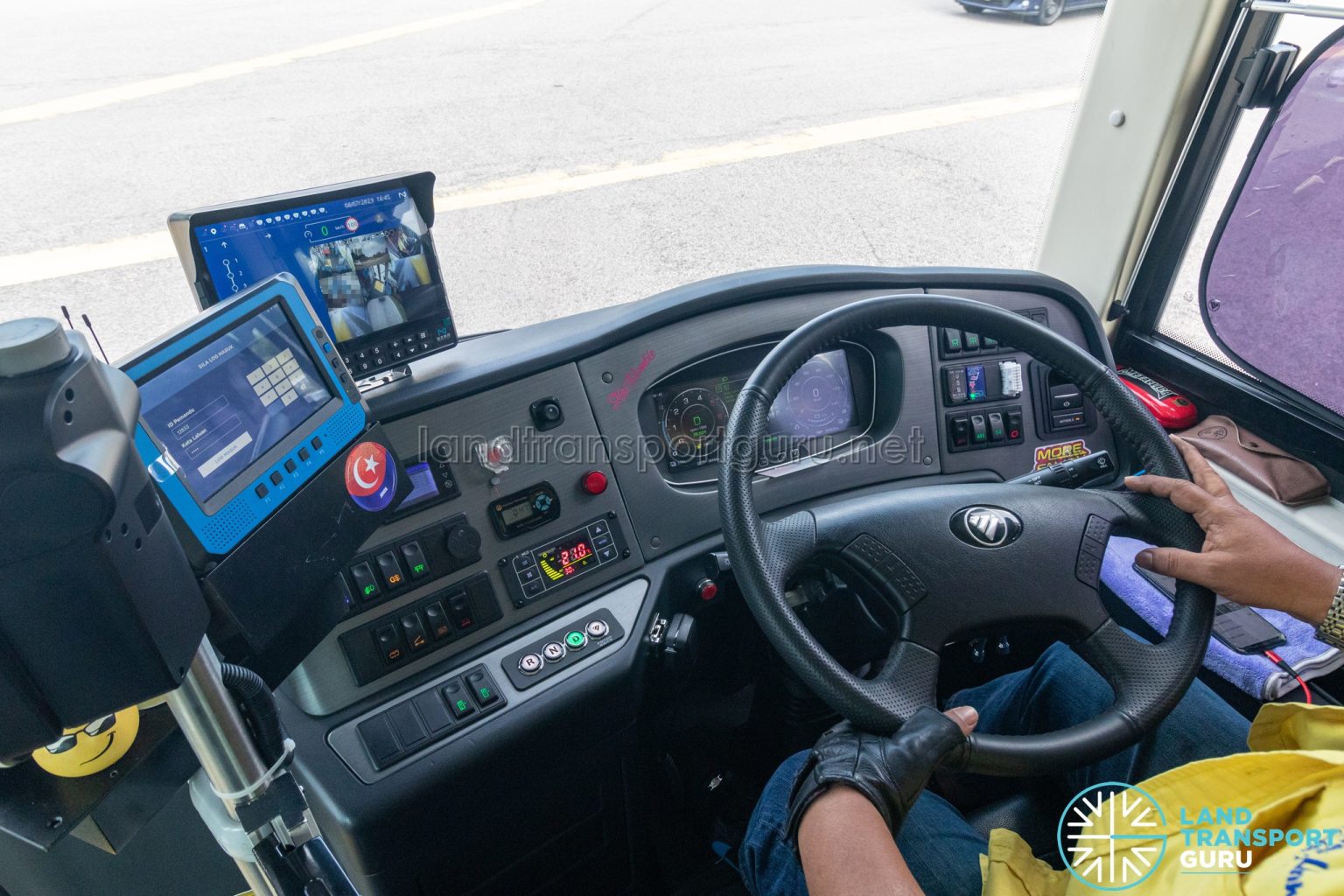 Causeway Link Foton C8L – Dashboard | Land Transport Guru