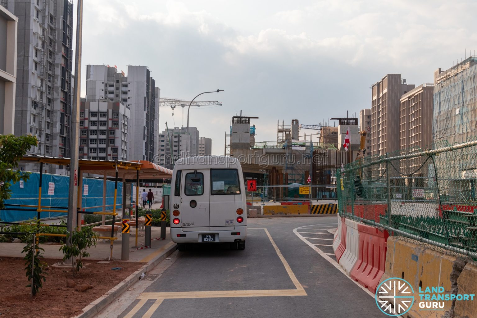 Bus Stop 40381 along Plantation Crescent (September 2023) | Land ...