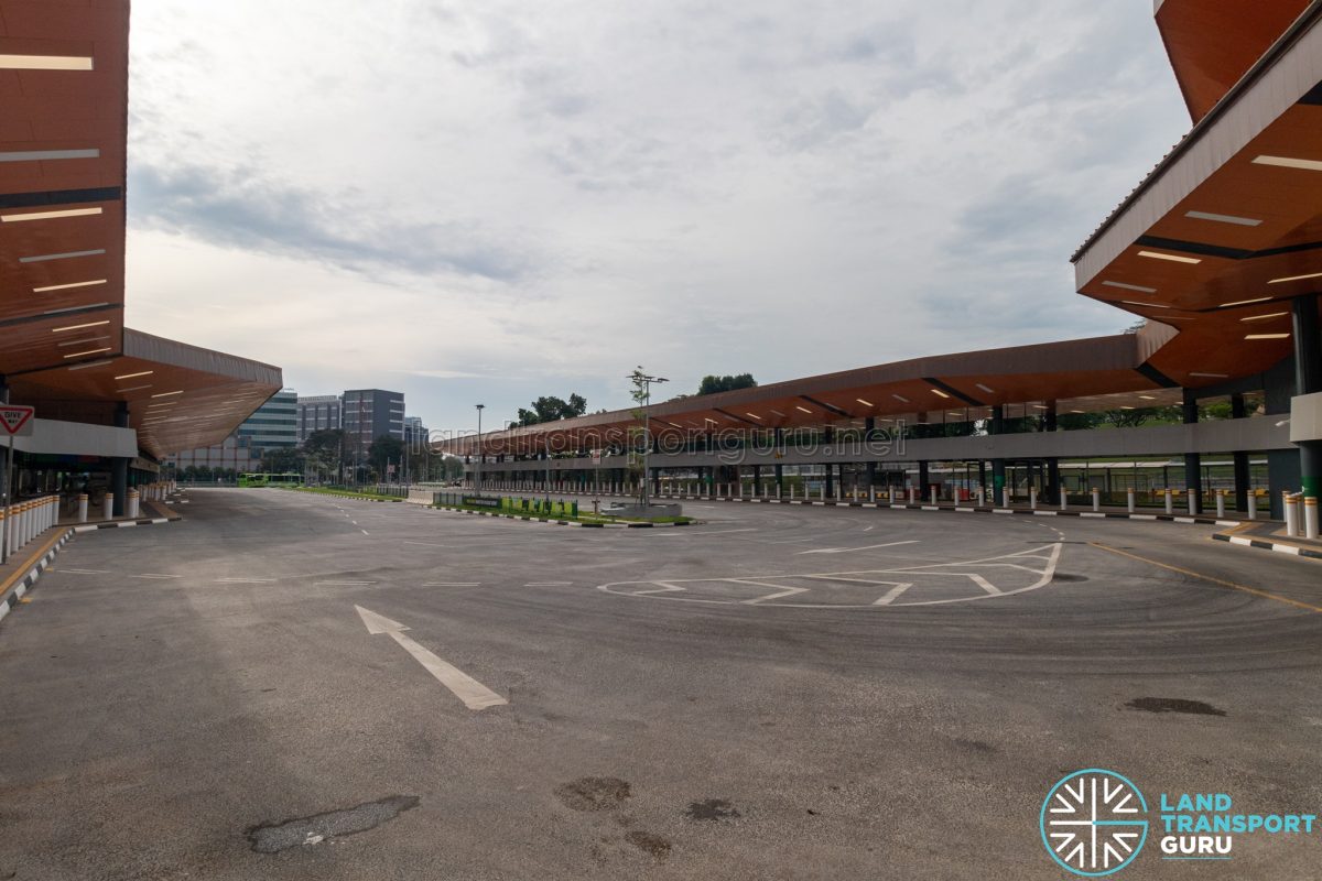 Jurong Town Hall Bus Interchange – Driveway | Land Transport Guru