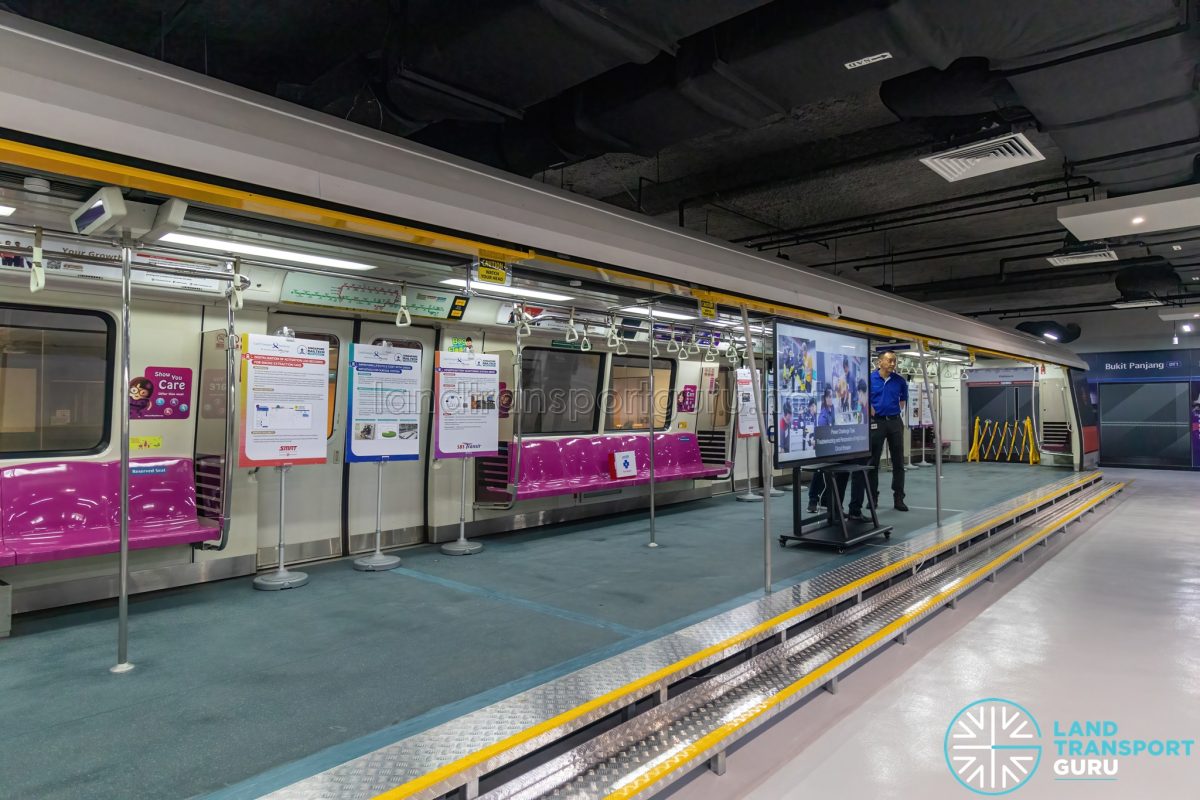 Preserved C751B Car 3320 at ITE College West Rail Engineering Hub ...