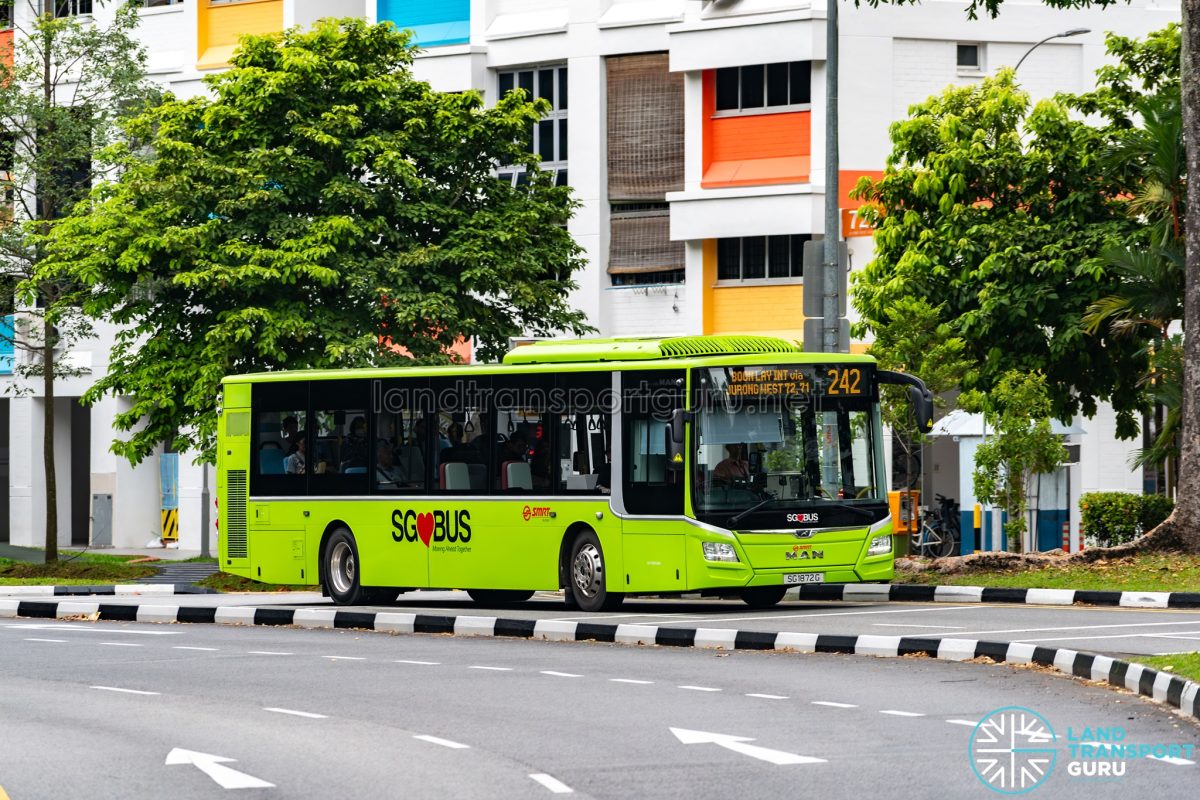 Bus 242 – SMRT Buses MAN A22 Euro 6 (SG1872G) | Land Transport Guru
